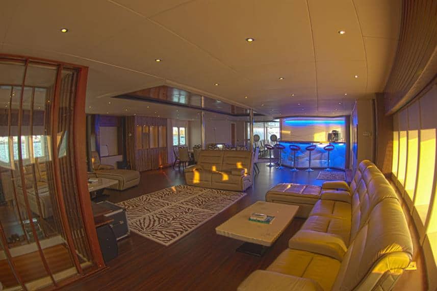 Avis sur le bateau de croisière MV Honors Legacy